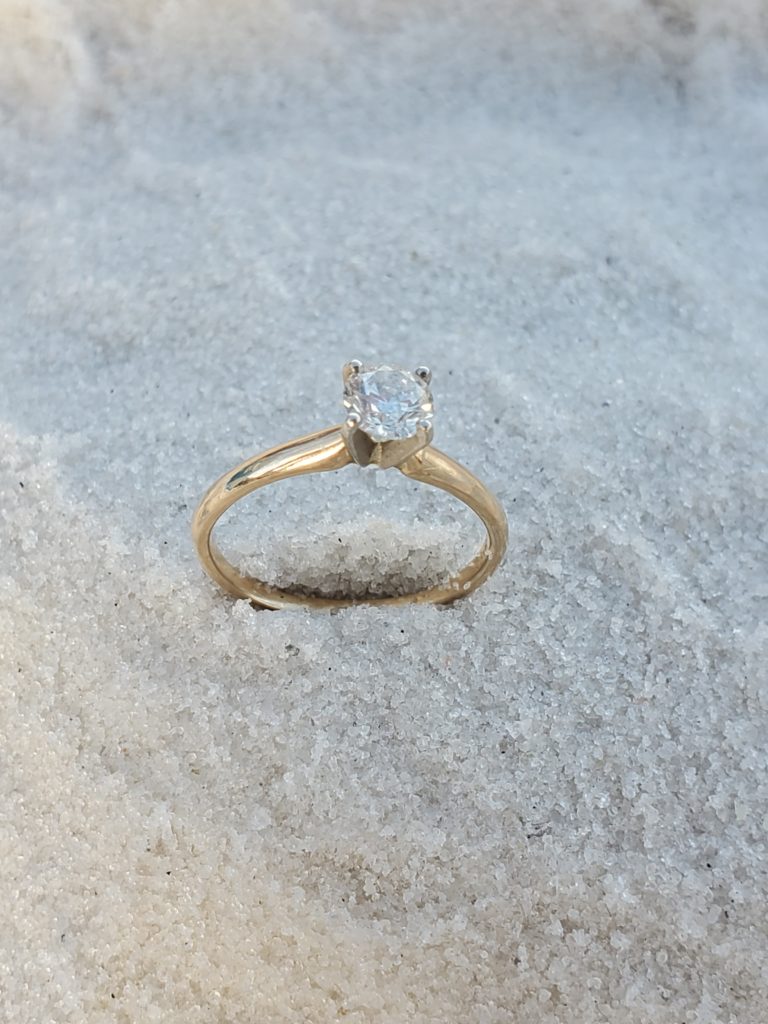 Lost wedding ring found in Destin, Fl