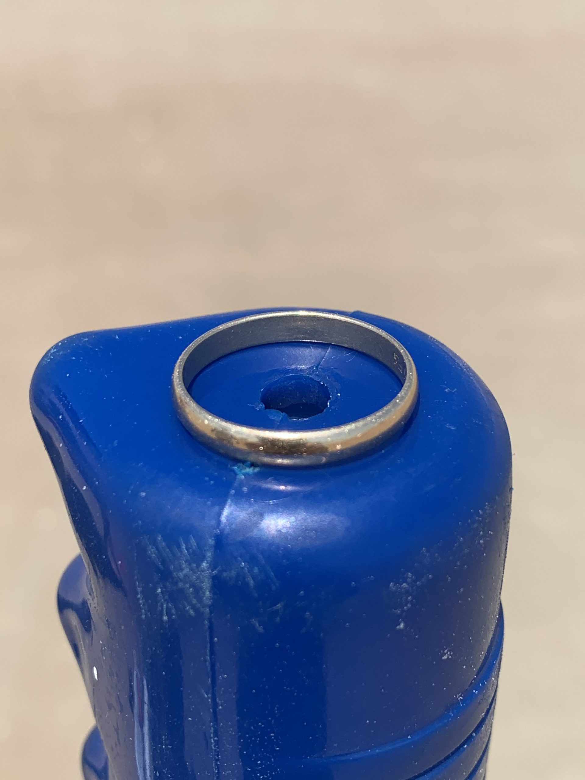 Lost gold ring at Daytona Beach, Florida....Found!