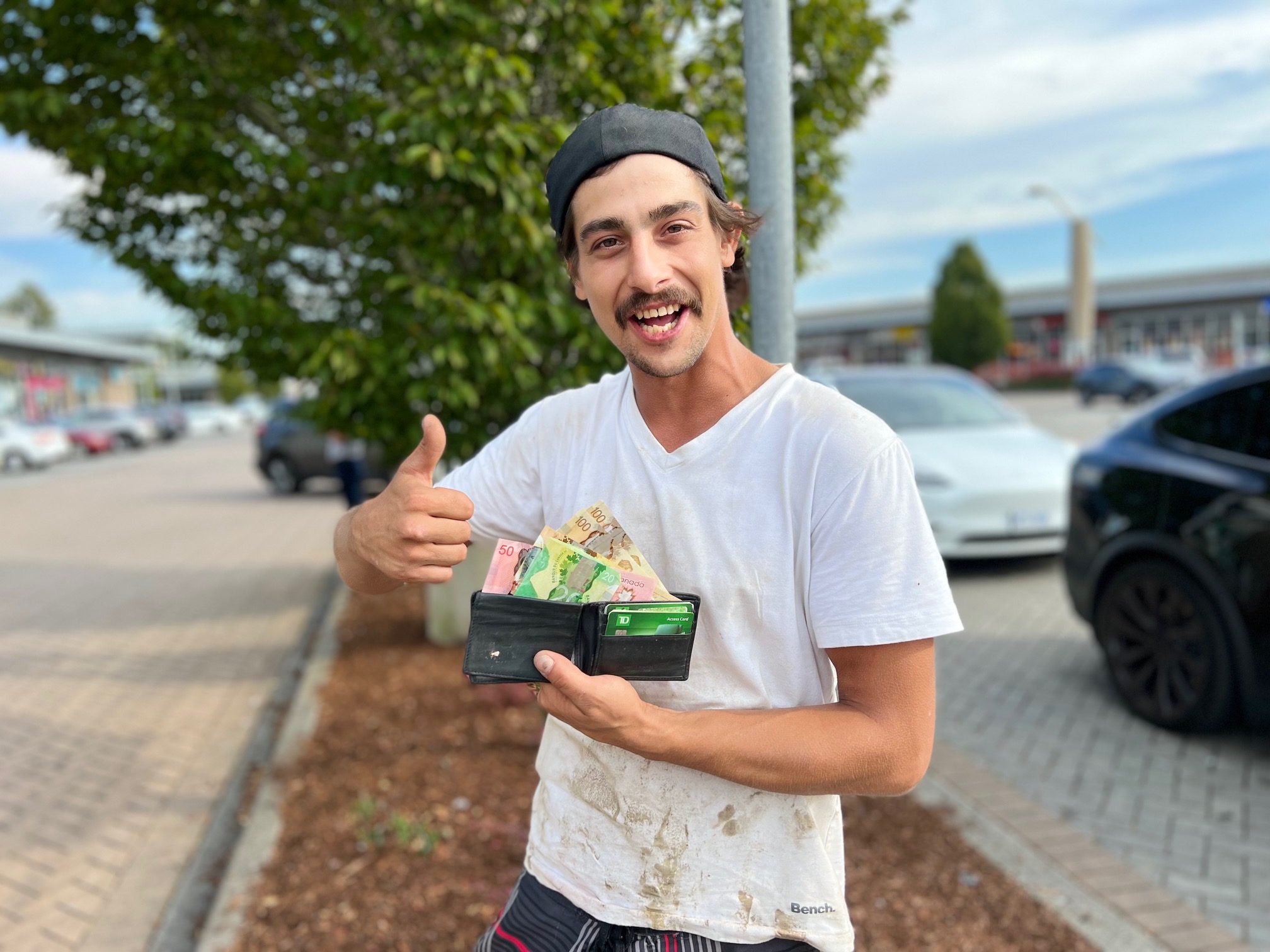 Lost wallet with lots of $$$ found and returned in Burnaby, BC.