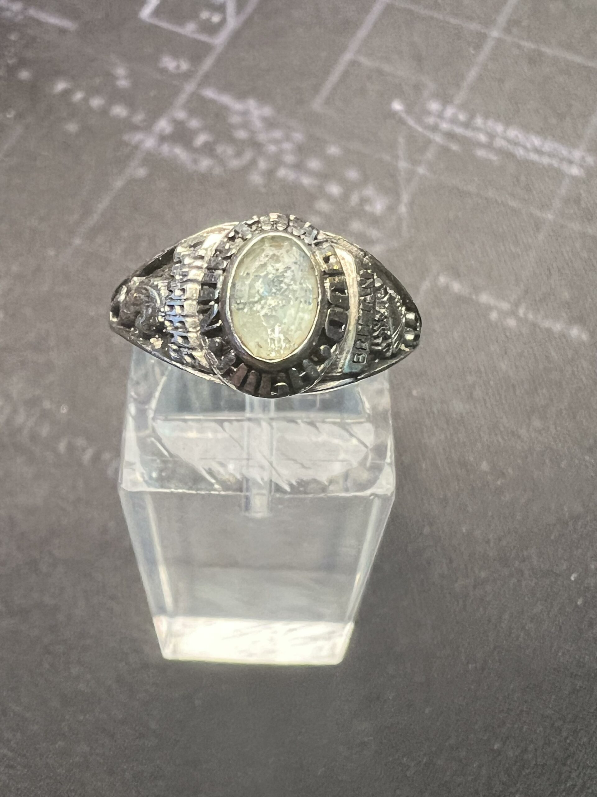 HOW TO FIND A LOST CLASS RING Tag | The Ring Finders