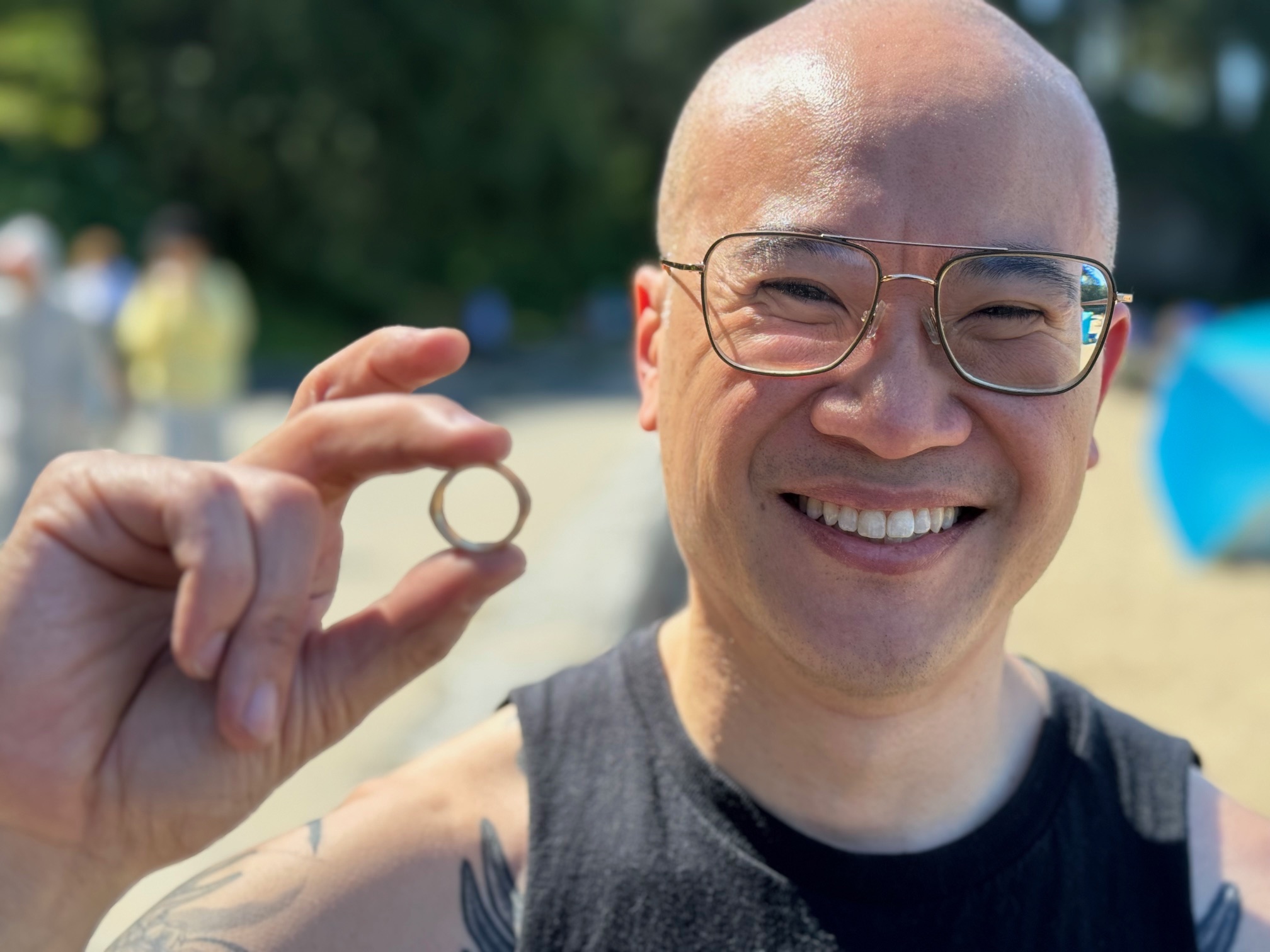 How to find a lost ring in the sand at 3rd Beach, Stanley Park.