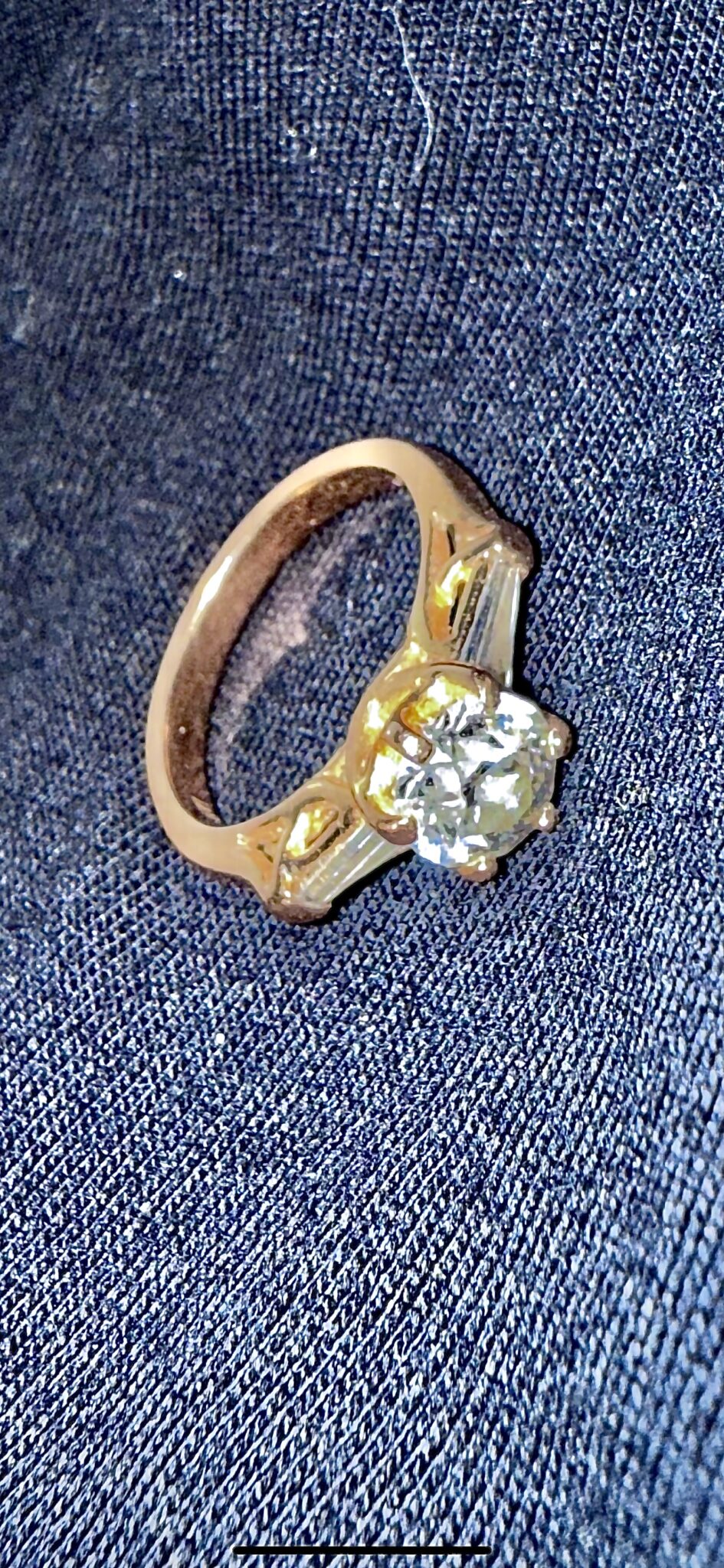 Wedding ring recovered by ring finder in Long Beach